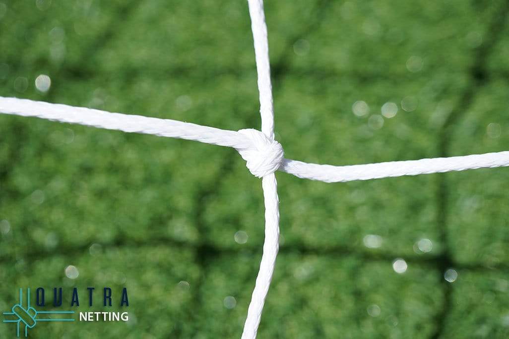100mm SQ / 3mm Diameter : White 50m x 10m – Quatra Sports