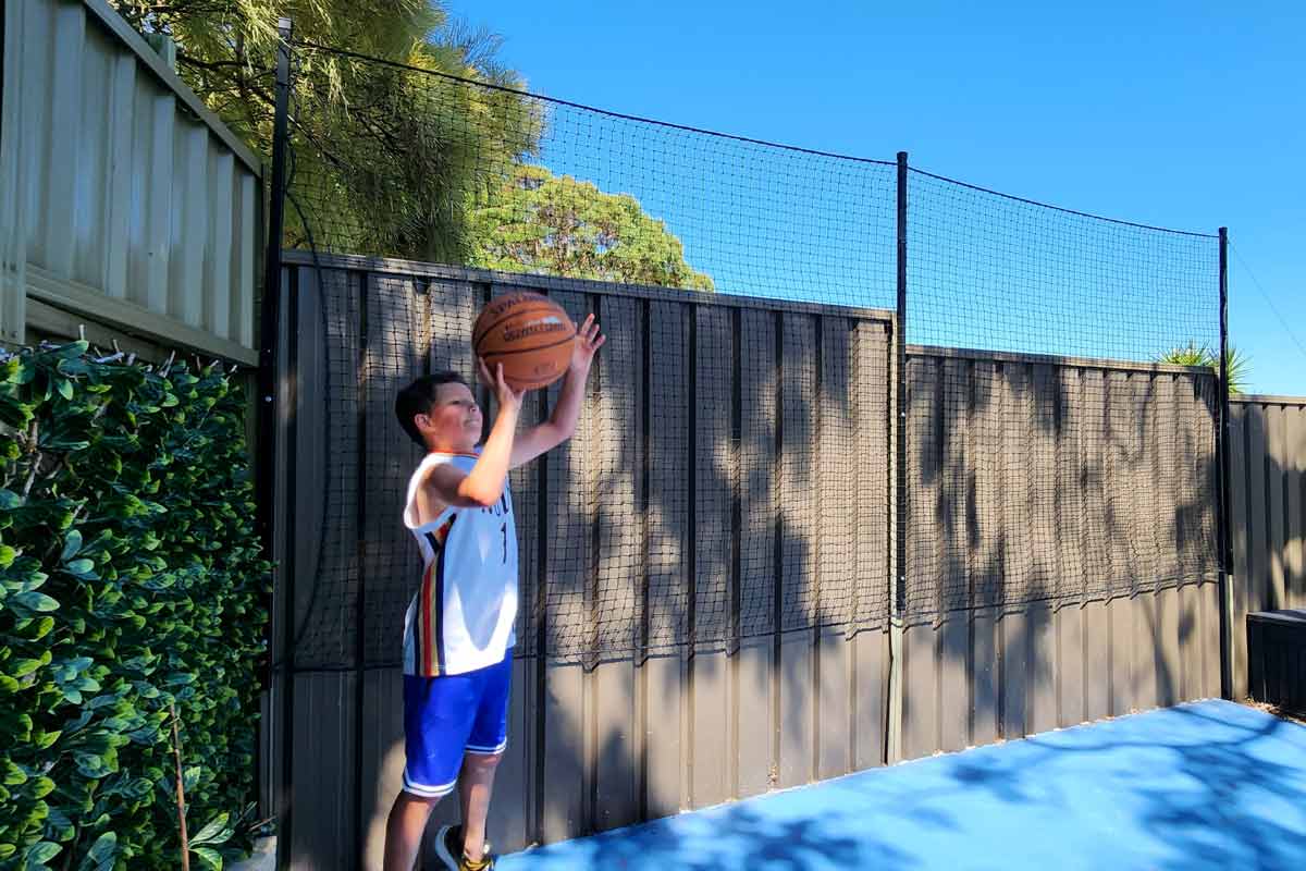 Ball Stop Barrier Nets with 2 Support Posts - 40mm sq (Multiple Sizes ...